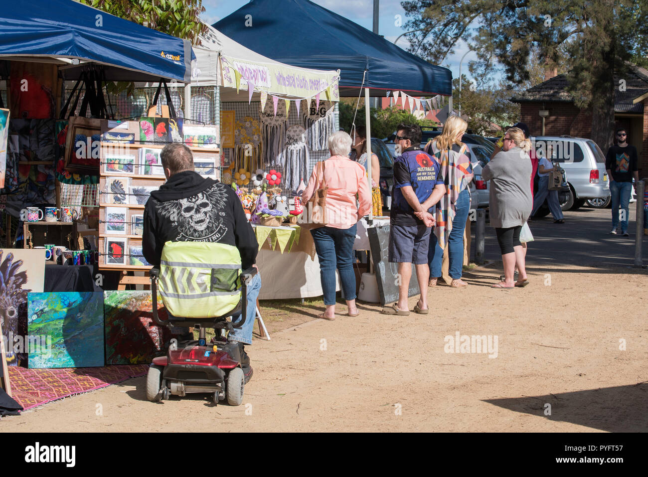 People browsing and shopping at the weekend market at Richmond in ...