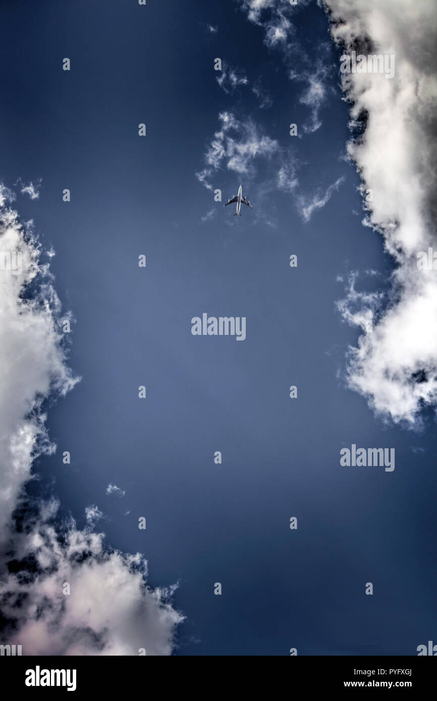 Looking up at an airplane Stock Photo - Alamy