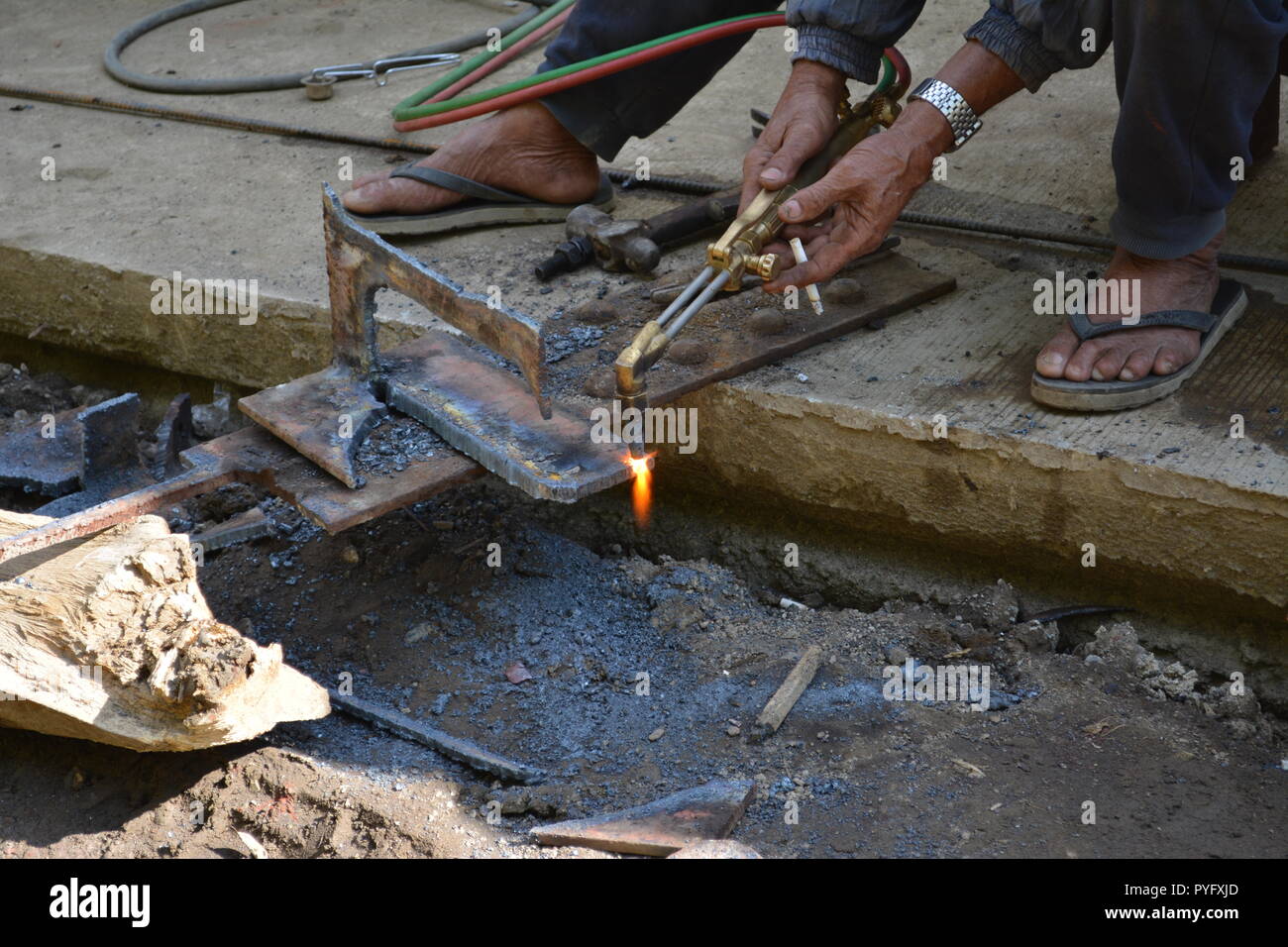 Welding iron hi-res stock photography and images - Alamy