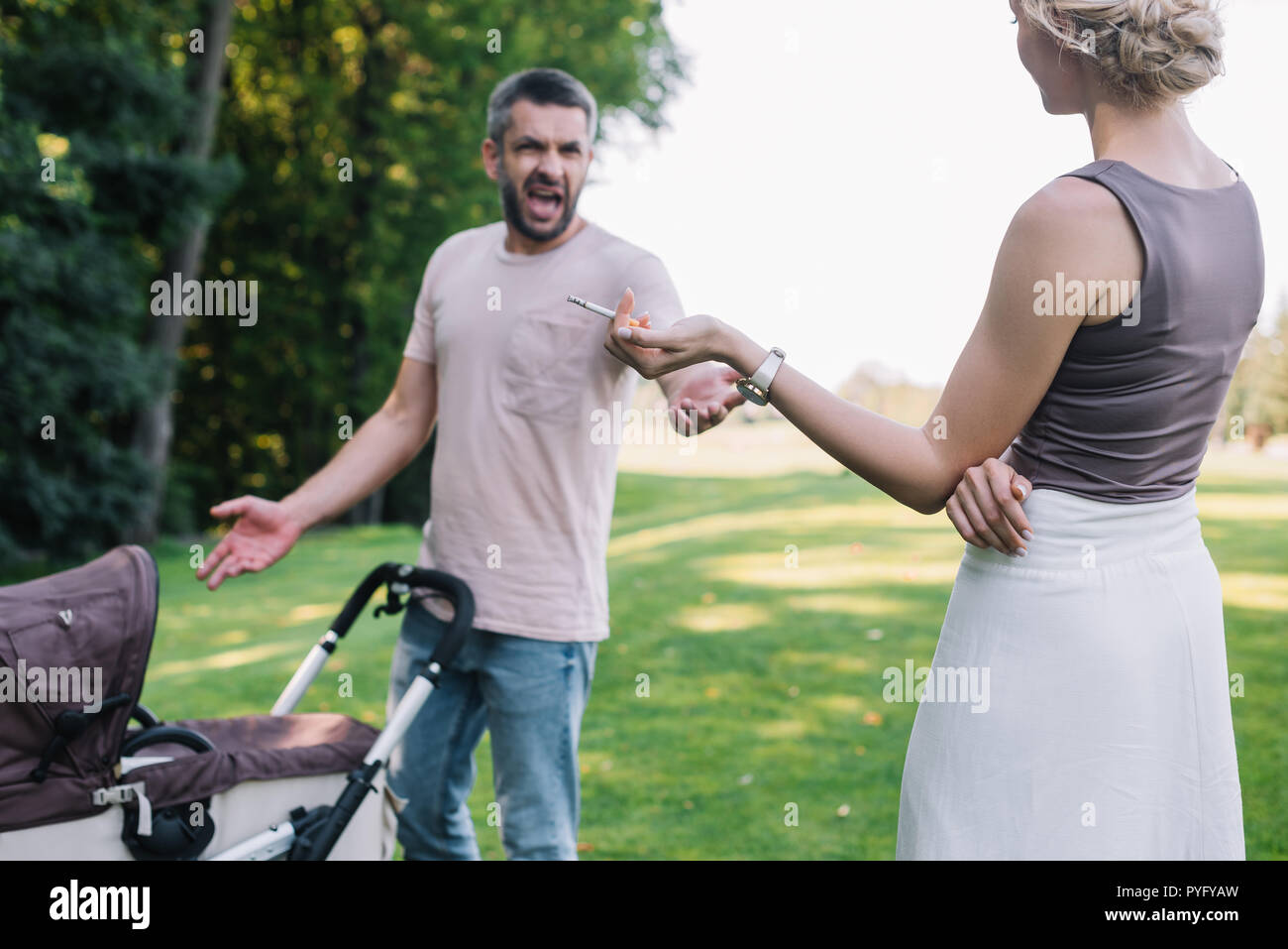 Parents smoking hi-res stock photography and images - Alamy