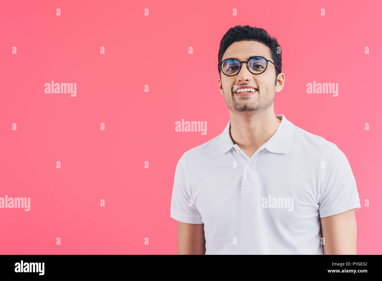 Smiling handsome man looking hi-res stock photography and images - Alamy
