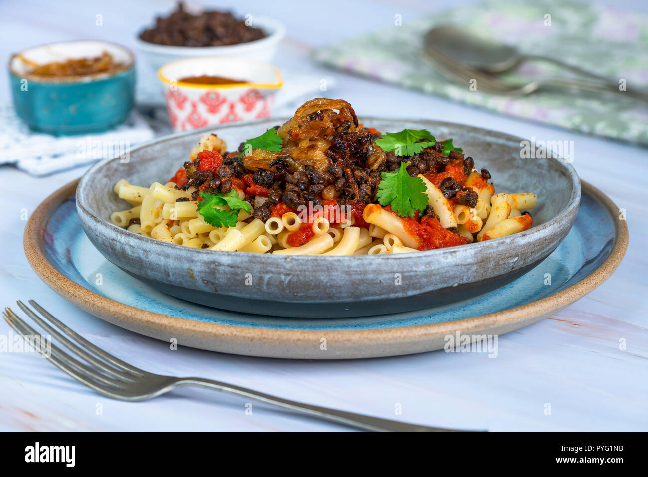 Koshari hi-res stock photography and images - Alamy