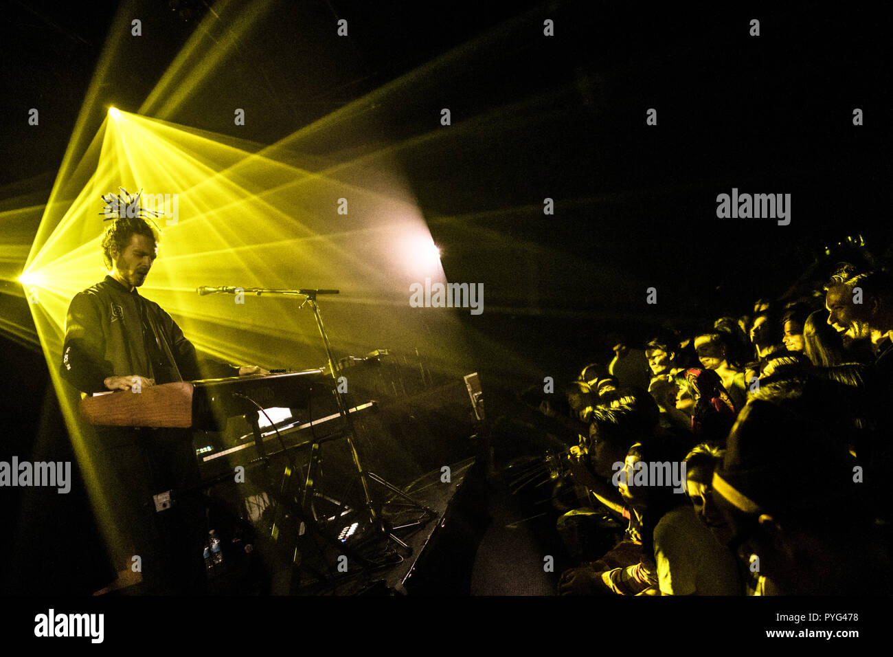 Fkj singer hi-res stock photography and images - Alamy