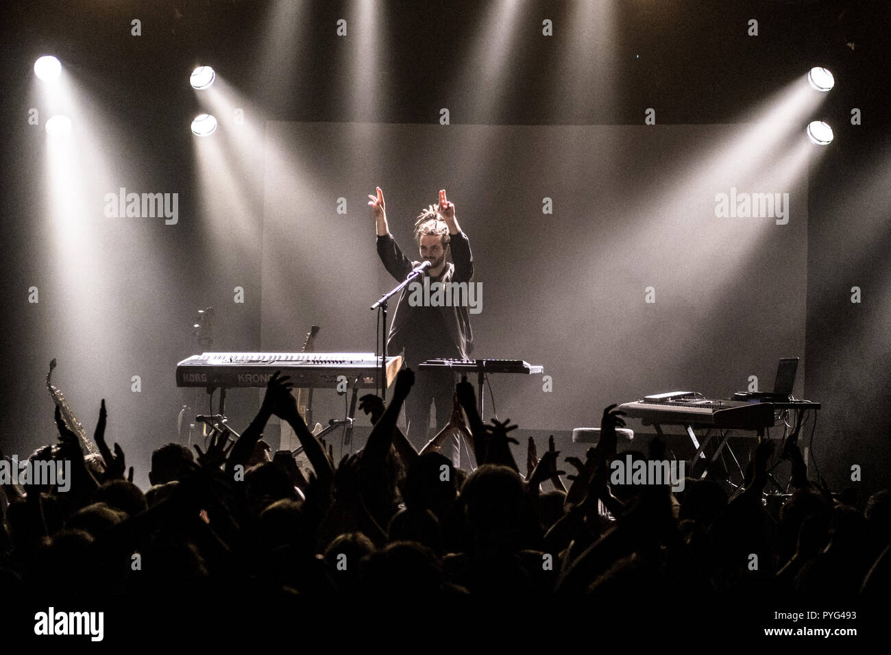 Fkj singer hi-res stock photography and images - Alamy