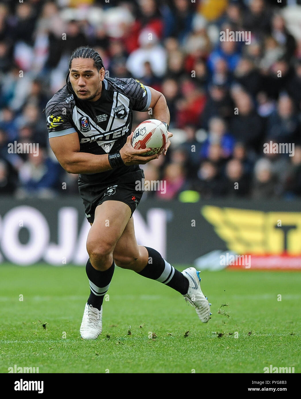 Football Action Clapping Photo High Resolution Stock Photography and Images - Alamy