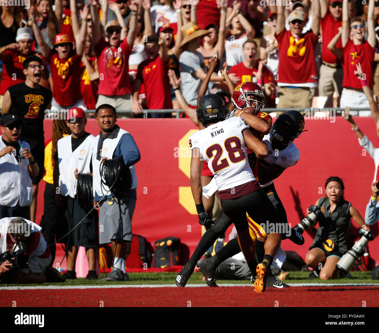 Los Angeles, USA. October 27, 2018 USC Trojans wide receiver Michael ...