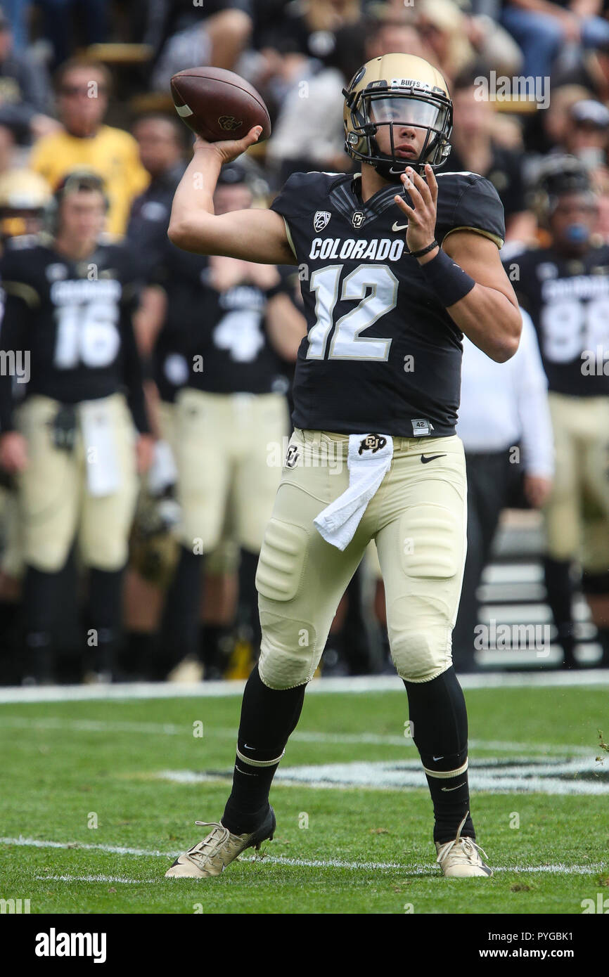 Overtime. 27th Oct, 2018. Colorado QB Steven Montez throws a pass ...