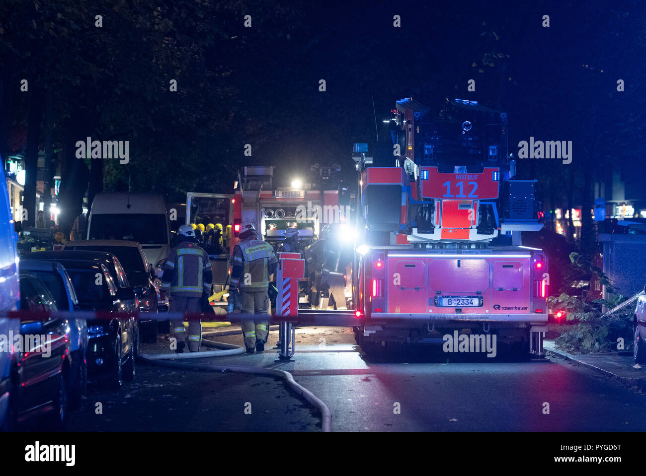 Berlin, Germany. 27th Oct, 2018. Emergency vehicles of the fire brigade ...