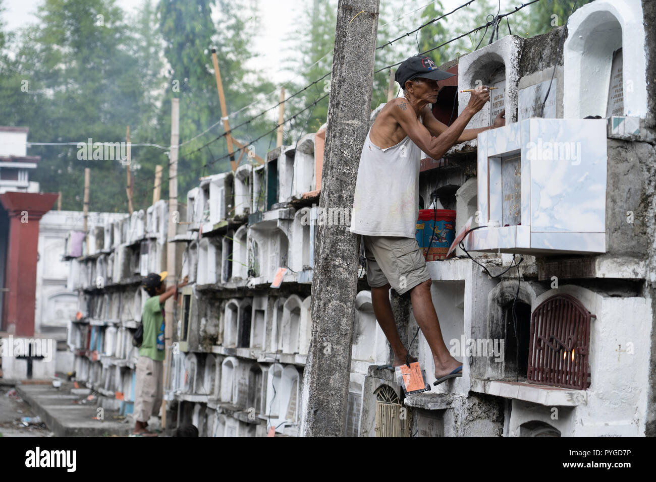Cebu City, Philippines. 28th Oct 2018. Carreta Cemetery,Cebu City ...