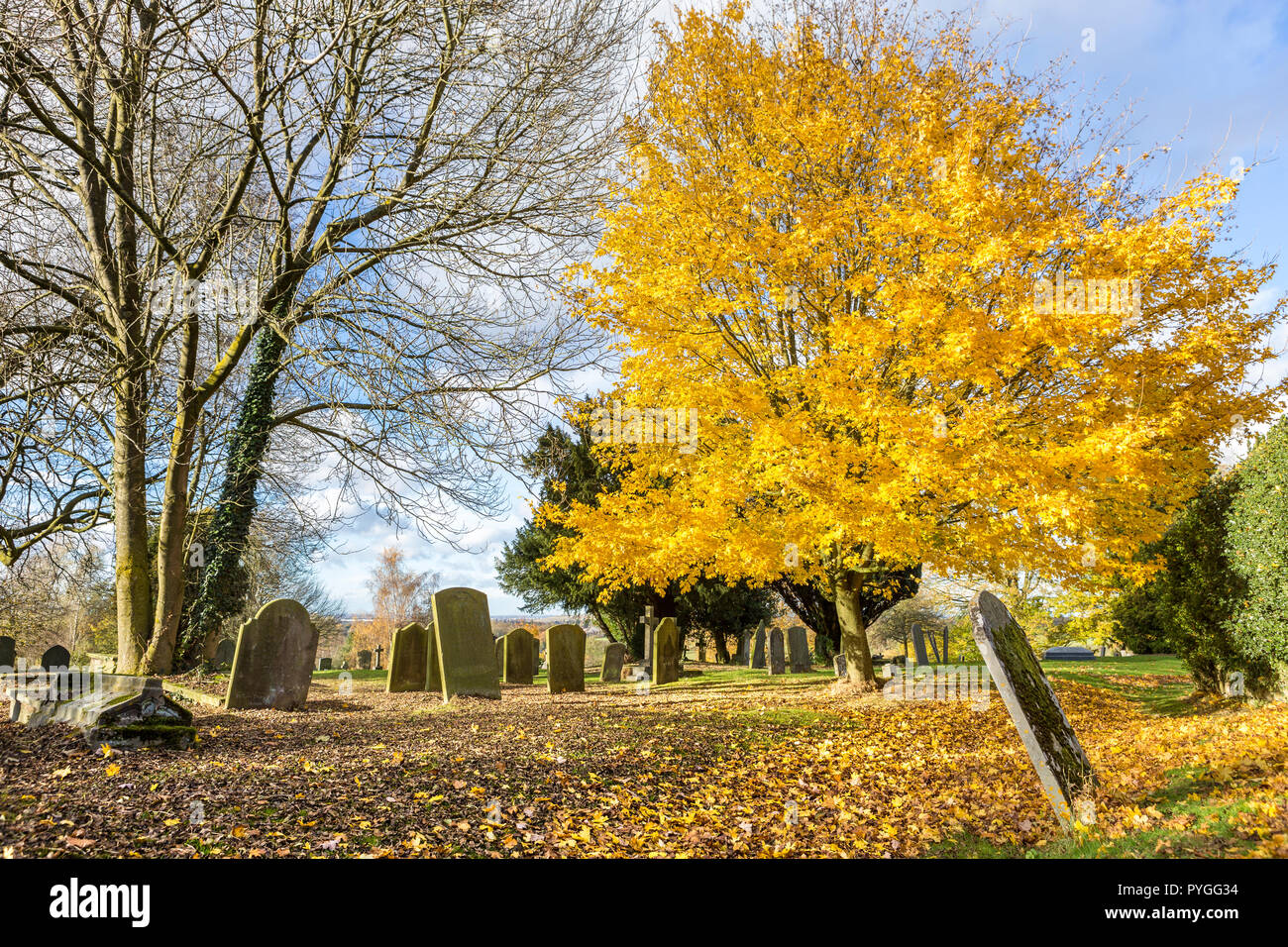 Traditional English cemetery in Meriden, West Midlands, England, UK ...