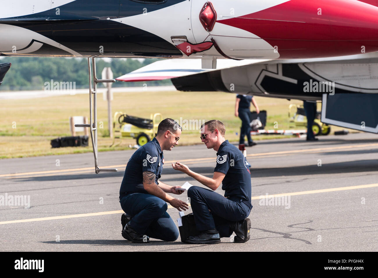 Military uniforms maintenance hi-res stock photography and images - Alamy