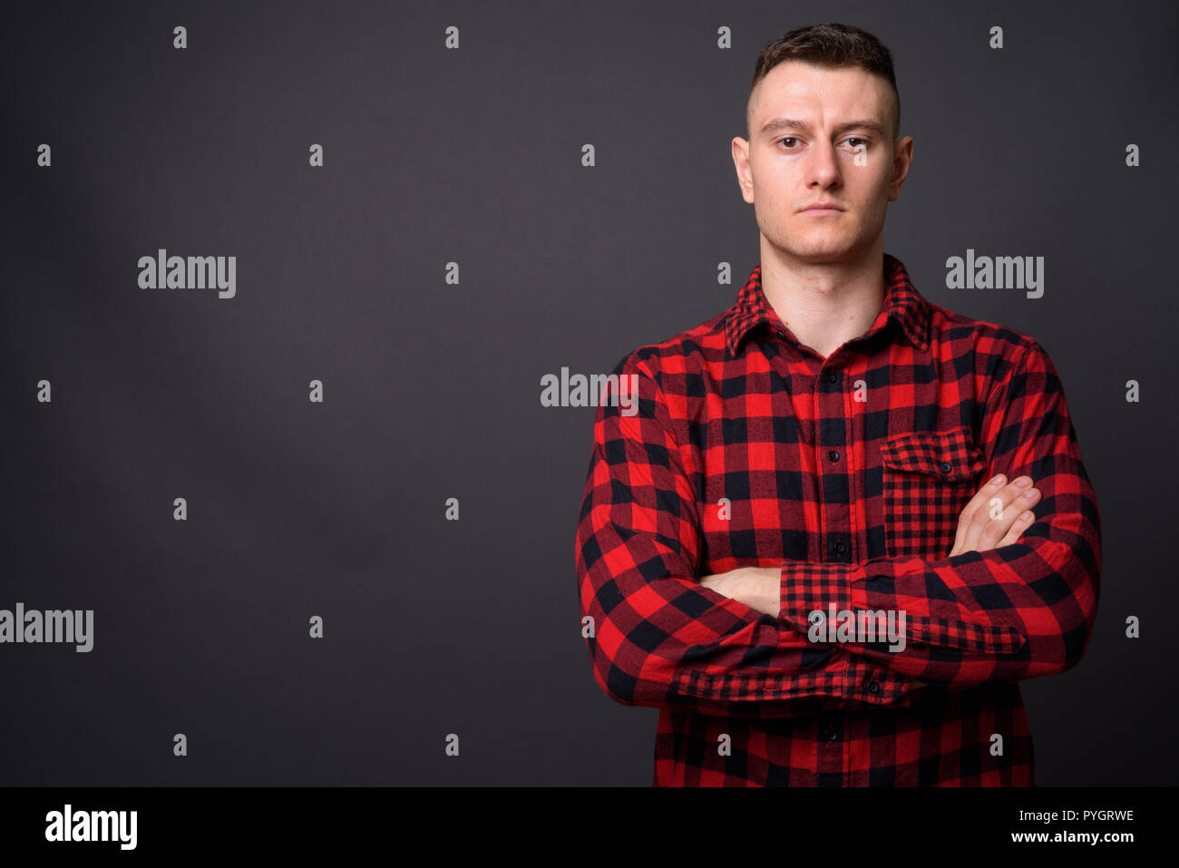 Strong arms man hi-res stock photography and images - Alamy