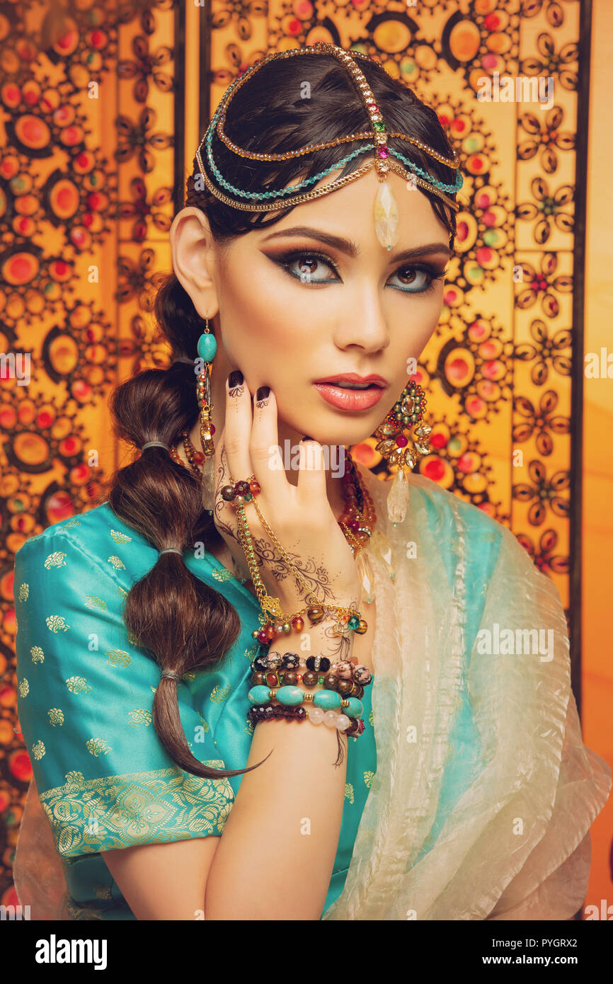 beautiful arabic style bride in ethnic clothes Stock Photo - Alamy