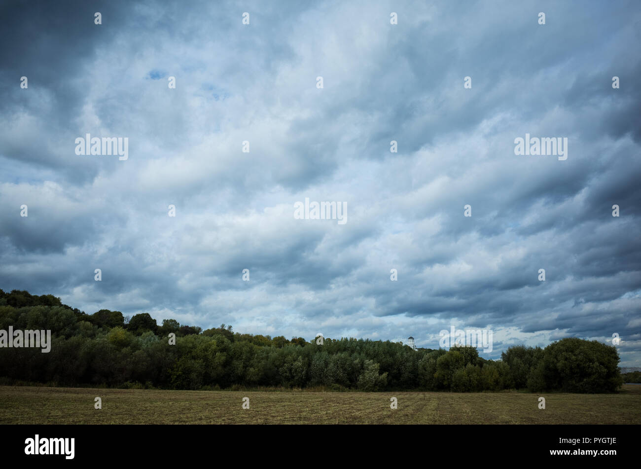 Cloudscape colors hi-res stock photography and images - Alamy
