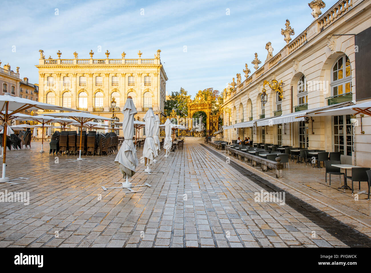 Morning view on the Stanislas square with Golden gate in the old town ...