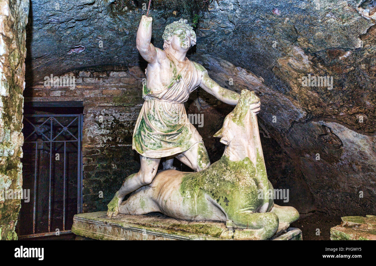 Mithraeum ostia antica hi-res stock photography and images - Alamy