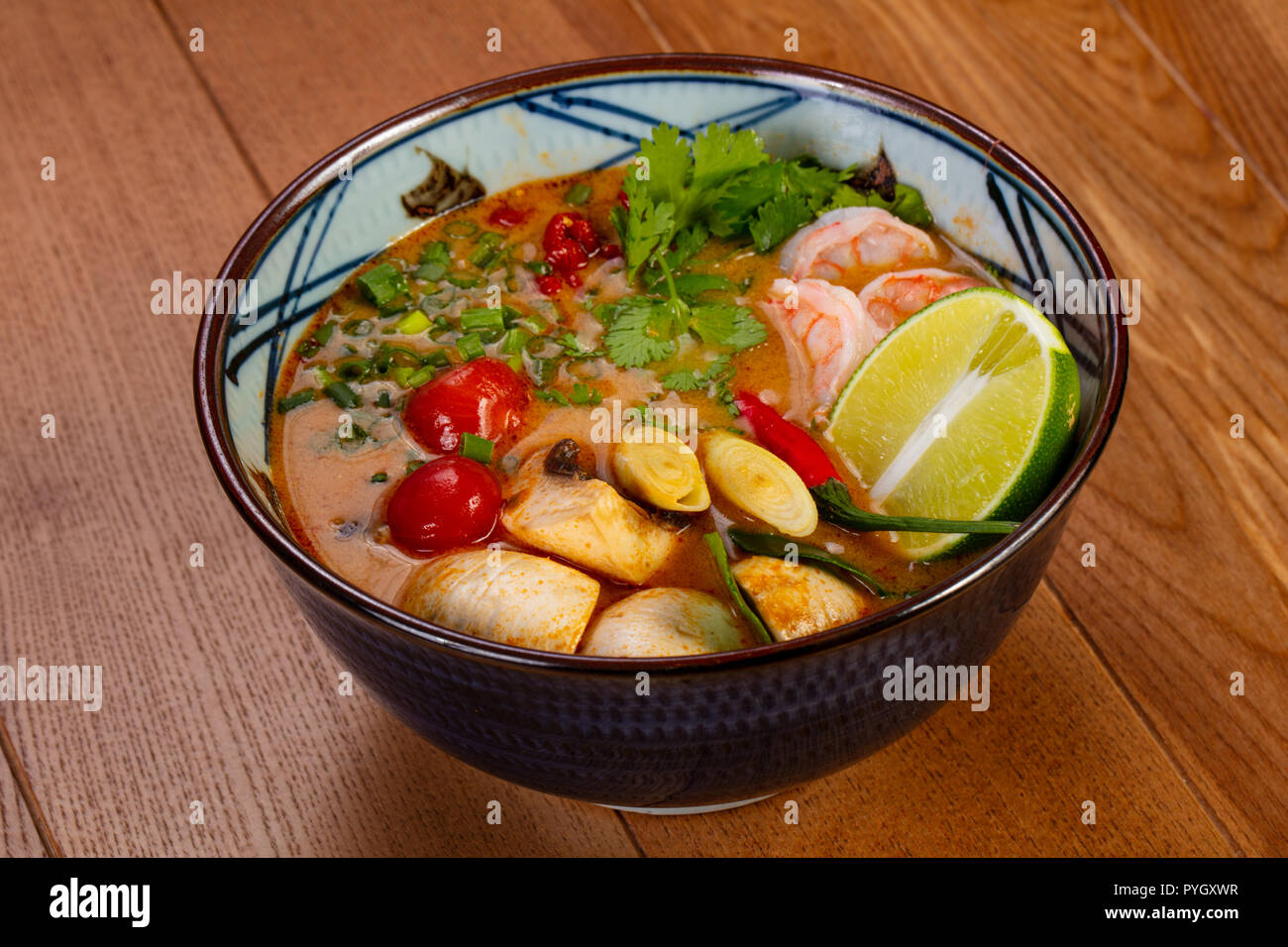 Thai Tom Yam soup with prawn Stock Photo - Alamy