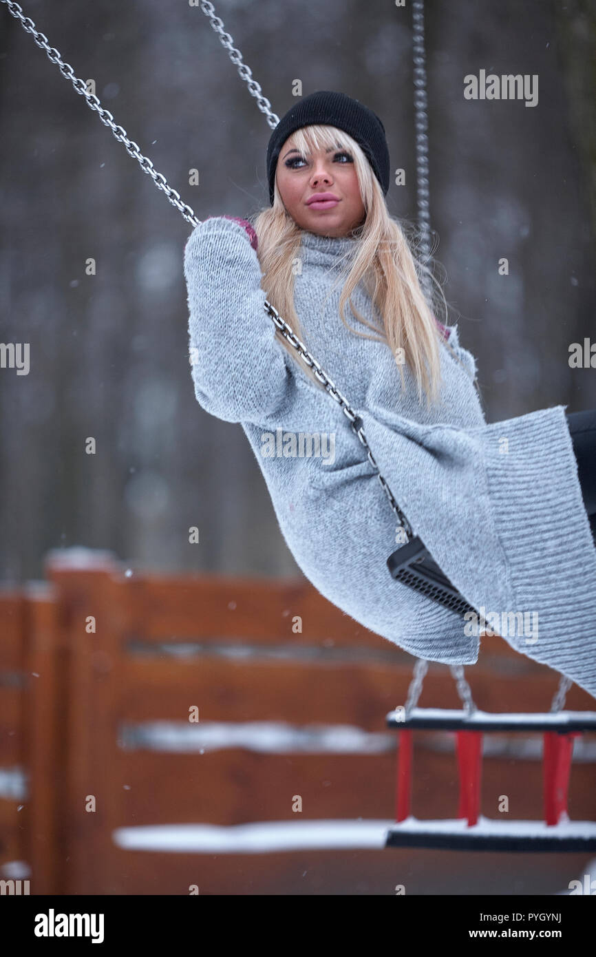 Stylish Model in winter setting Stock Photo - Alamy
