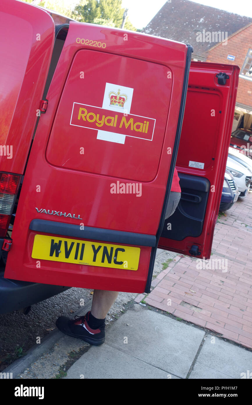 Van rear doors hi-res stock photography and images - Alamy