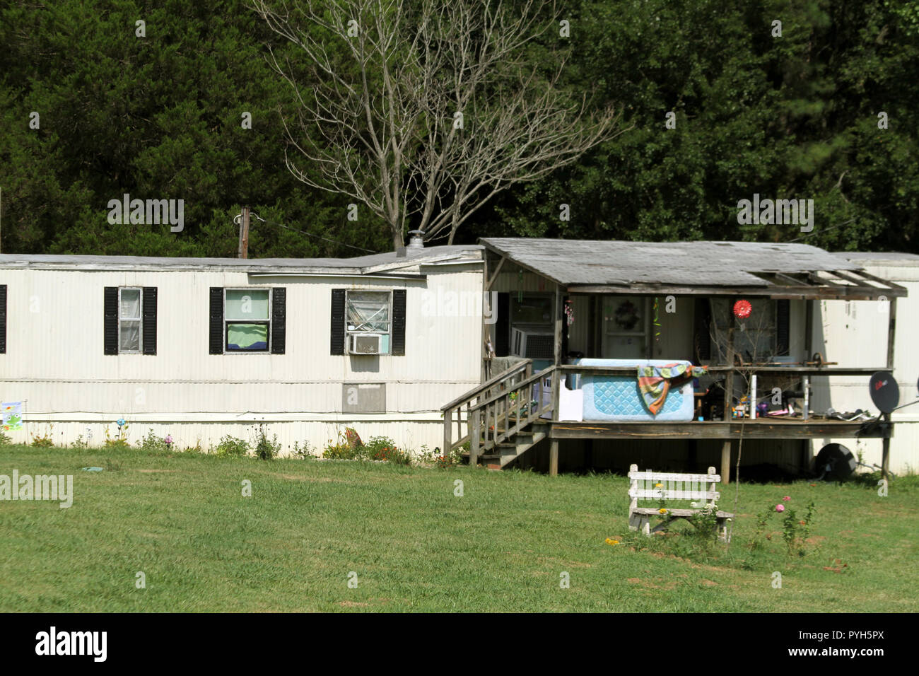 Manufactured home in Virginia, USA Stock Photo - Alamy