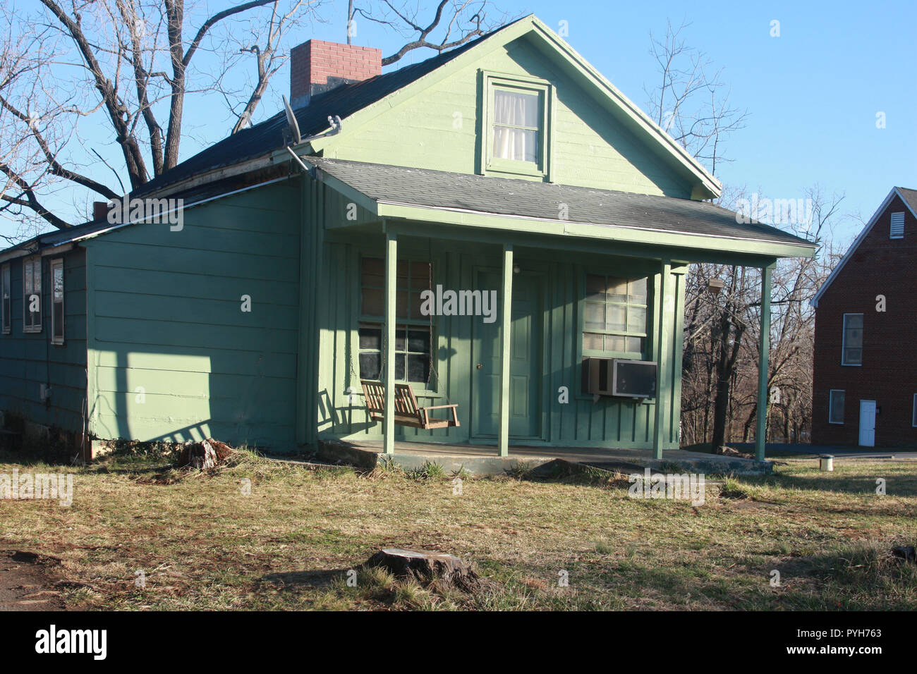 Simple small house in rural Virginia, USA Stock Photo - Alamy