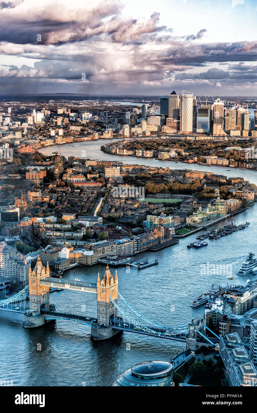 Tower Bridge London and Cityscape Stock Photo - Alamy