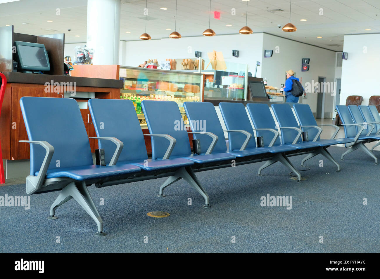 Empty seating hi-res stock photography and images - Alamy