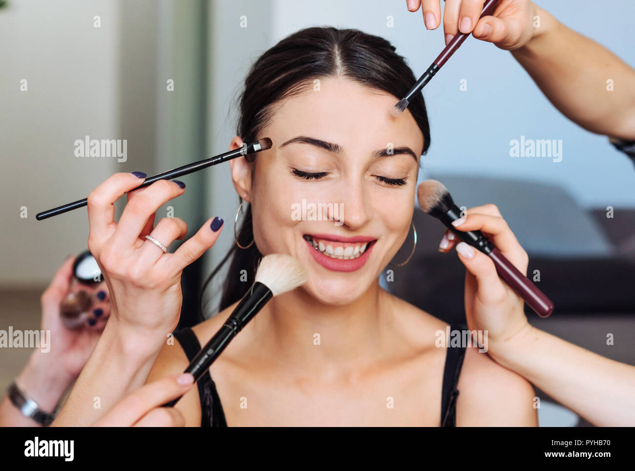 cute, young girl doing makeup Stock Photo - Alamy