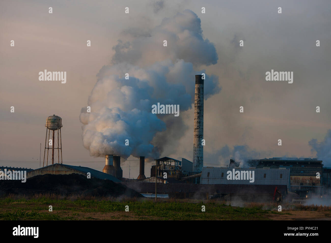 Sugarcane refinery hi-res stock photography and images - Alamy