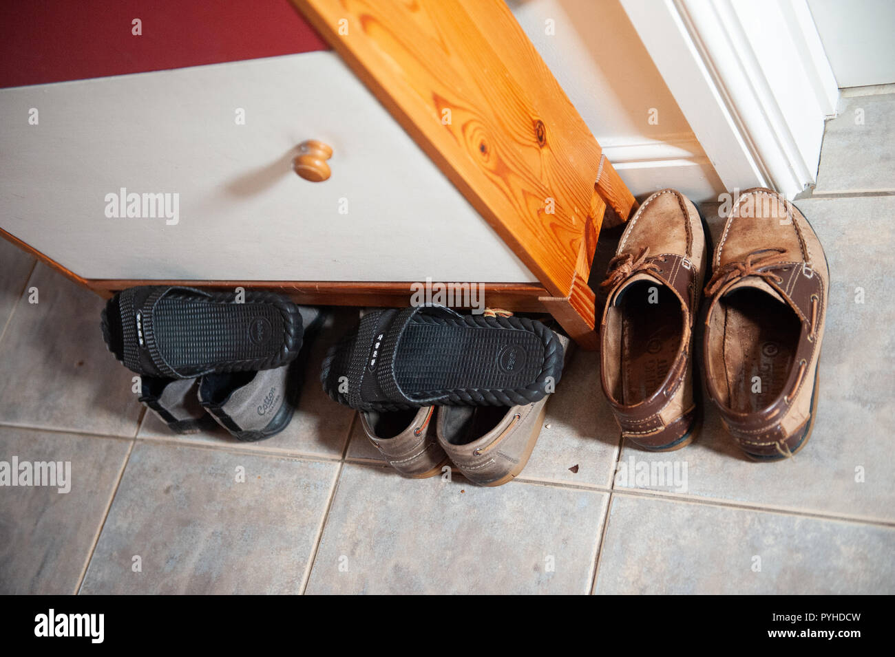 Scruffy shoes hi-res stock photography and images - Alamy