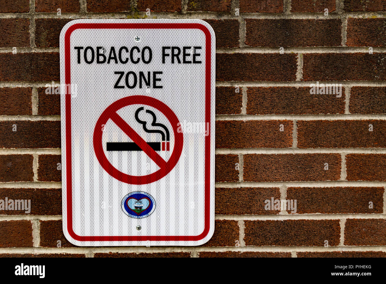 Smoke and tobacco free sign hi-res stock photography and images - Alamy