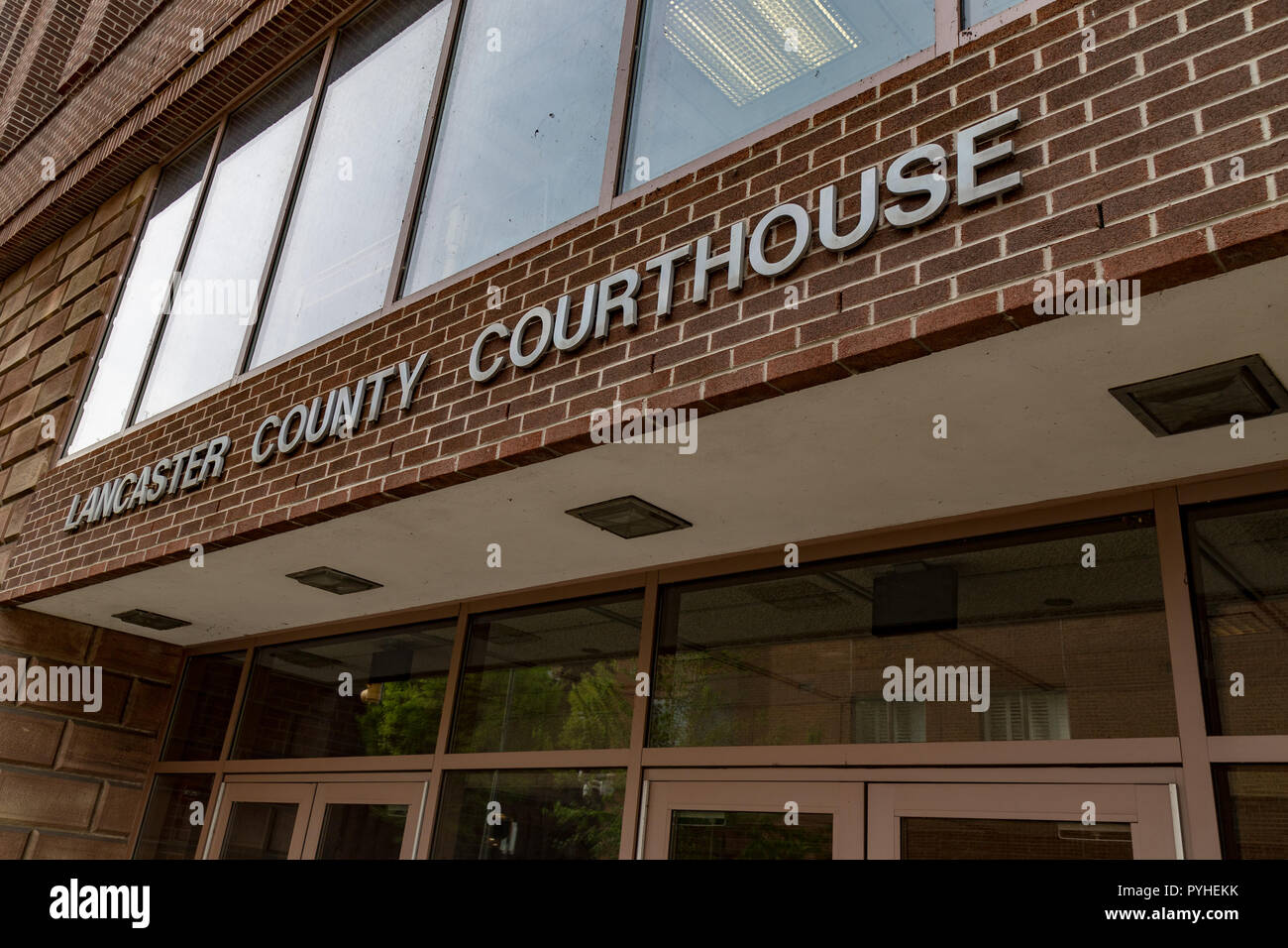 Lancaster county courthouse hi-res stock photography and images - Alamy
