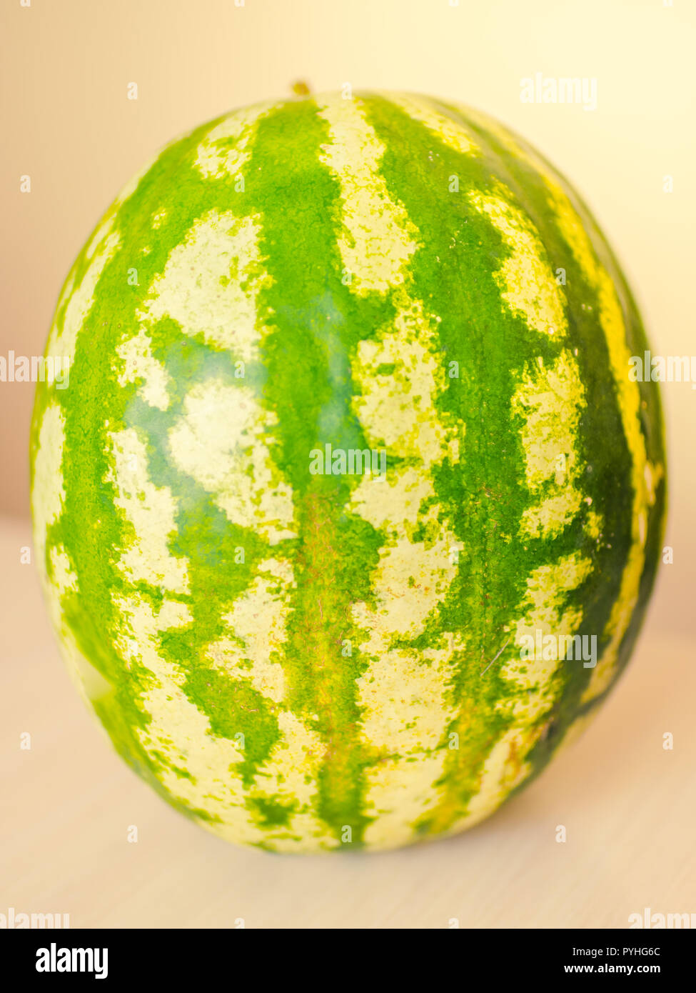 Big green circle whole watermelon hi-res stock photography and images ...