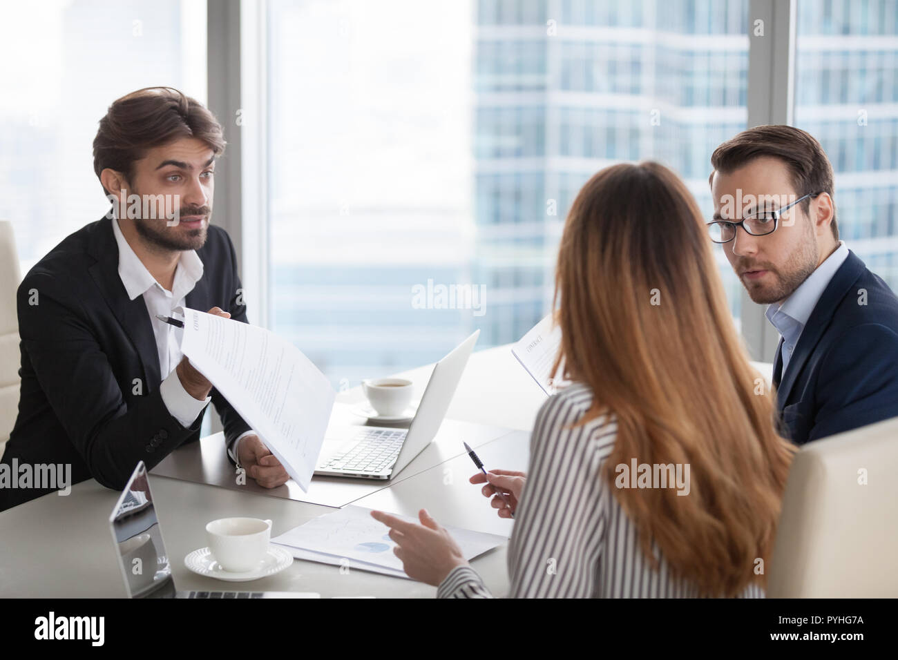 Criticizing employee hi-res stock photography and images - Alamy