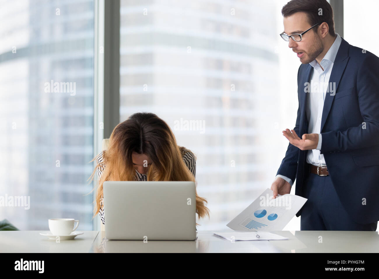 Bullying boss hi-res stock photography and images - Alamy