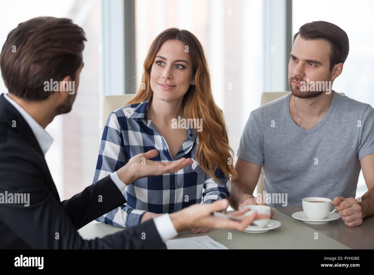 Advisor agent hi-res stock photography and images - Alamy