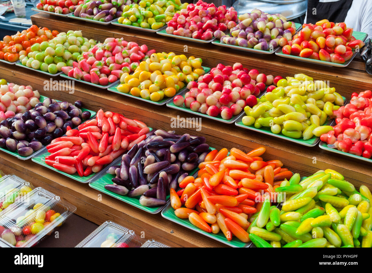 Colourful food display hi-res stock photography and images - Alamy
