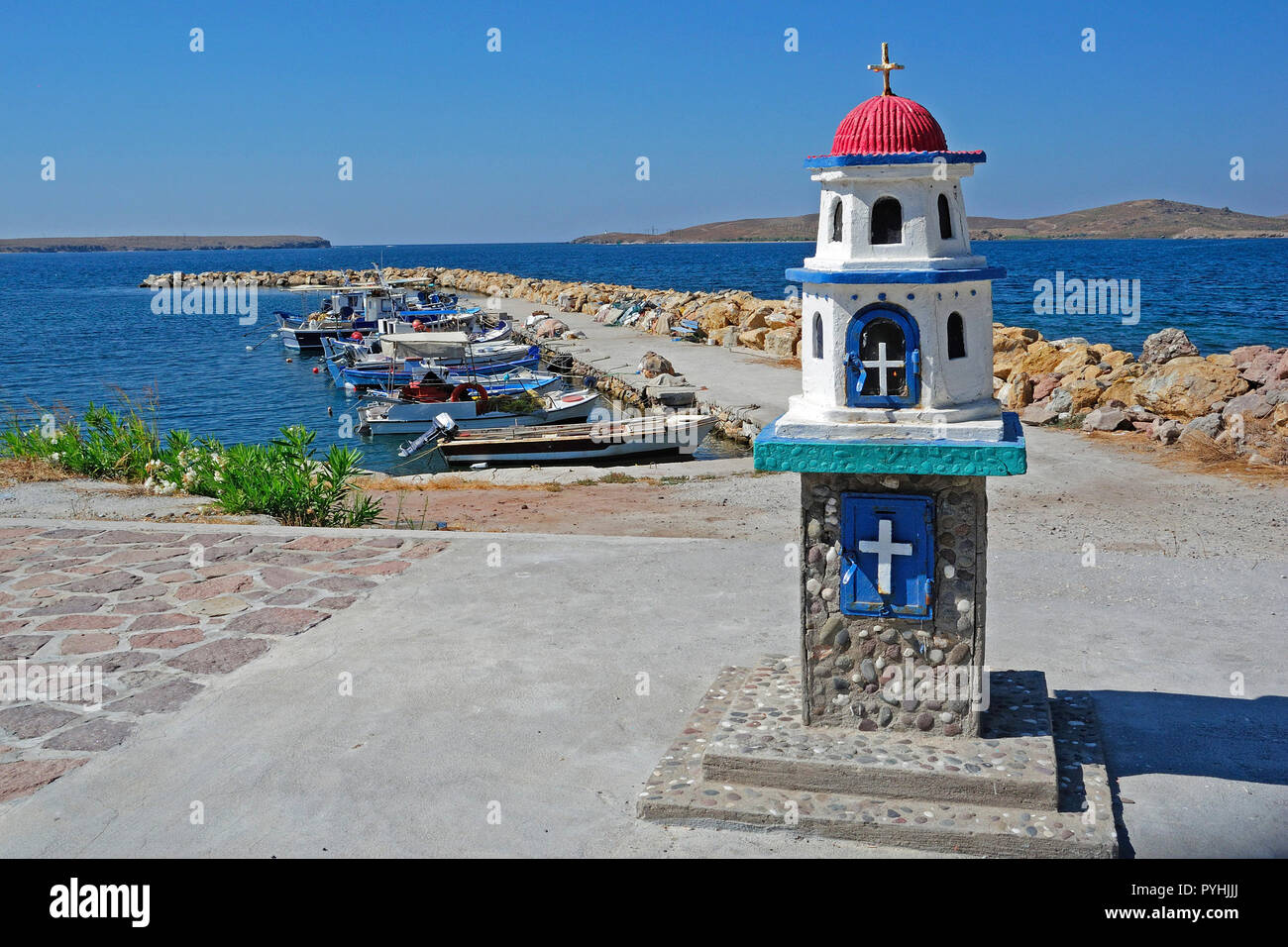Coastal town hi-res stock photography and images - Alamy