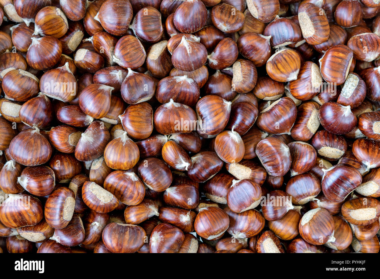Chestnuts food background hi-res stock photography and images - Alamy