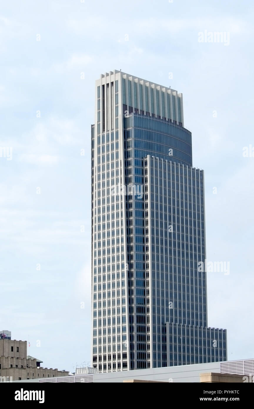 Generic skyscraper tall building hi-res stock photography and images ...