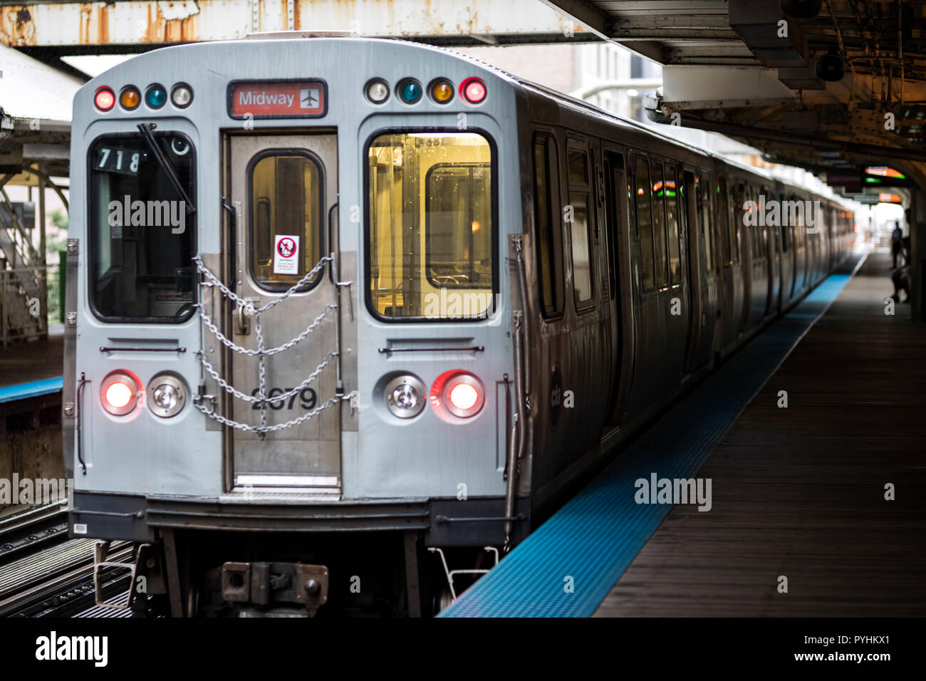 Adams Wabash Train line, Chicago Stock Photo - Alamy