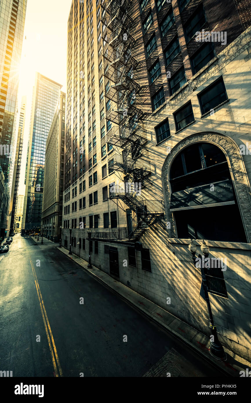 Street in Chicago with morning sun Stock Photo - Alamy