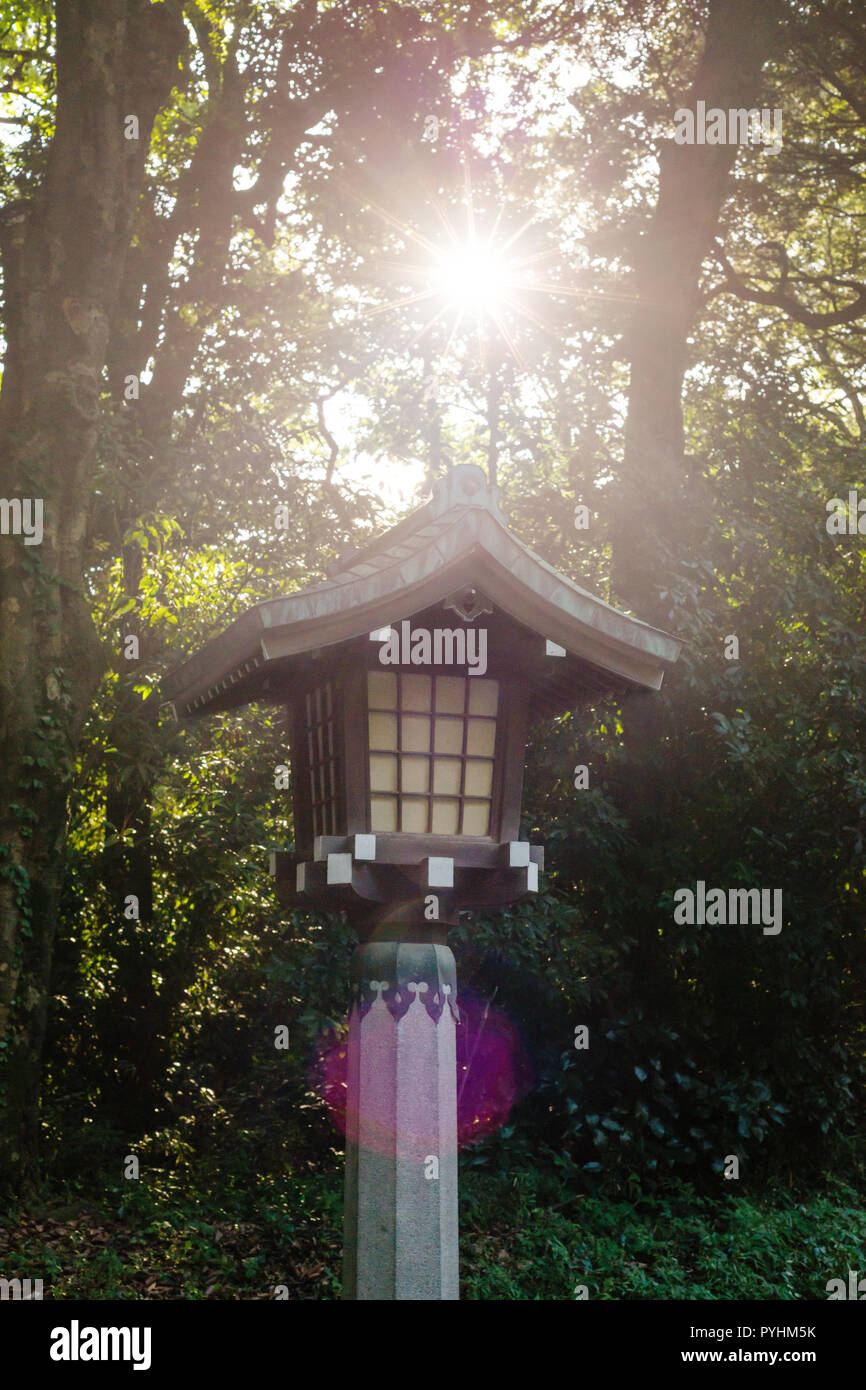 lampost at shrine Stock Photo - Alamy