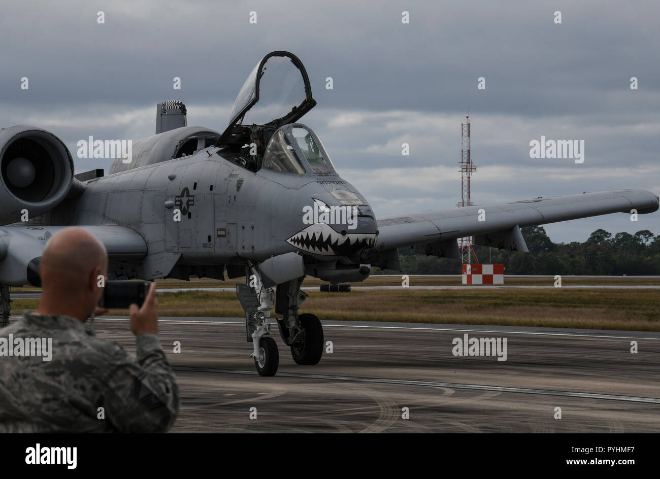 Combat controller hi-res stock photography and images - Alamy