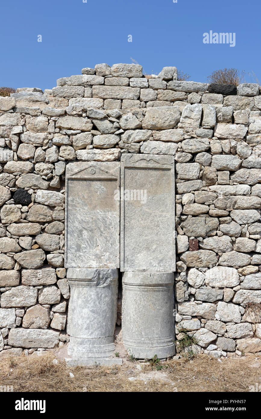 Ancient slabs hi-res stock photography and images - Alamy