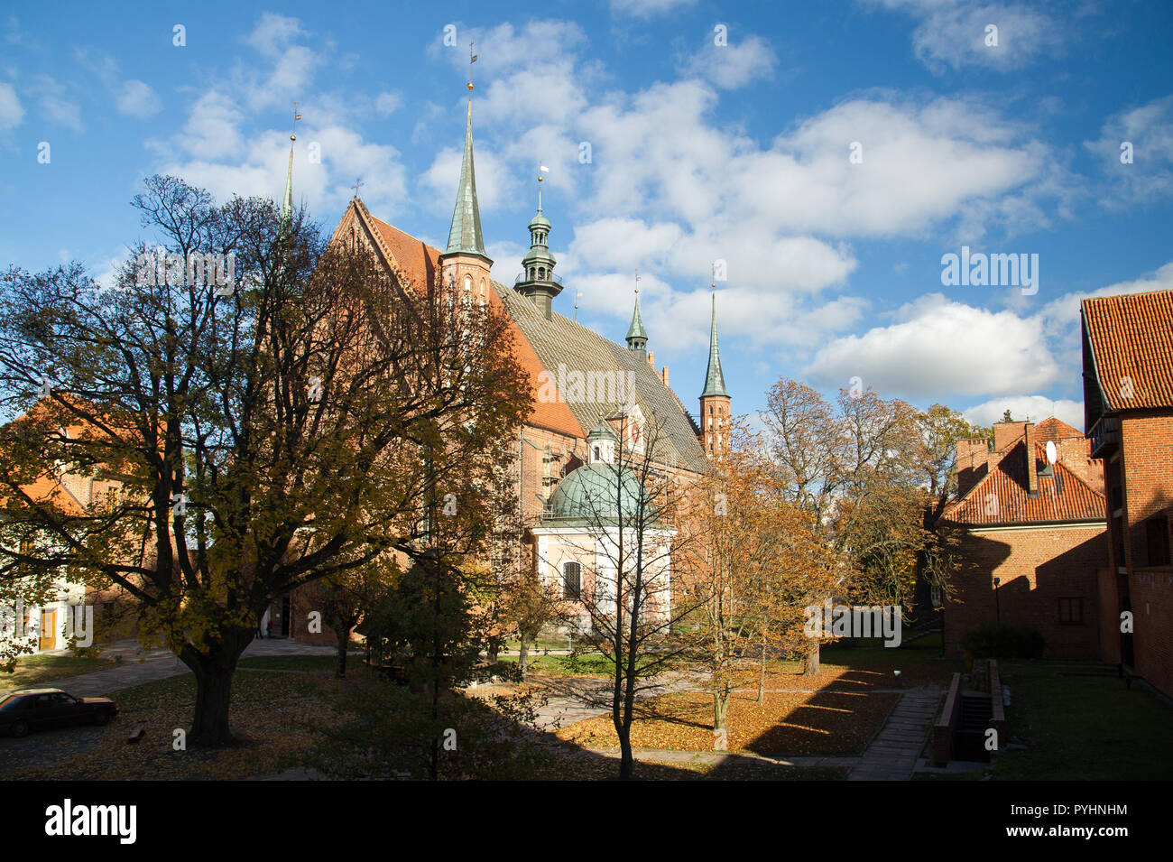 Gothic Archcathedral Basilica of the Assumption of the Blessed Virgin ...