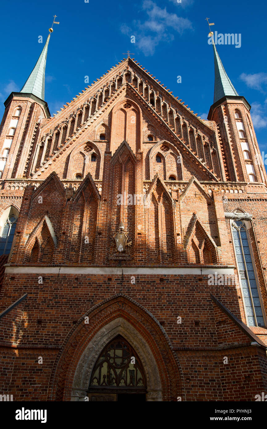 Gothic Archcathedral Basilica of the Assumption of the Blessed Virgin ...