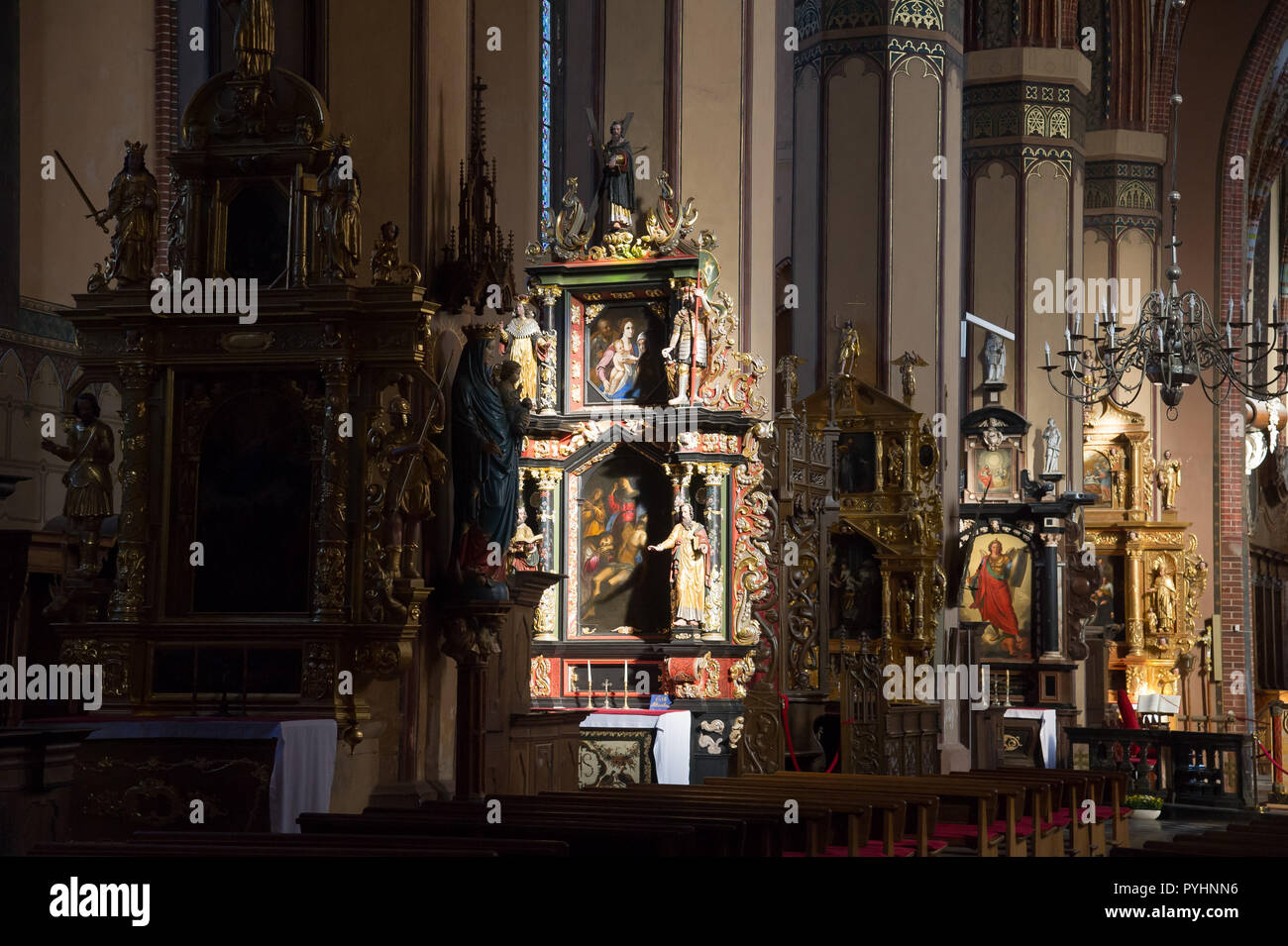 Gothic Archcathedral Basilica of the Assumption of the Blessed Virgin ...