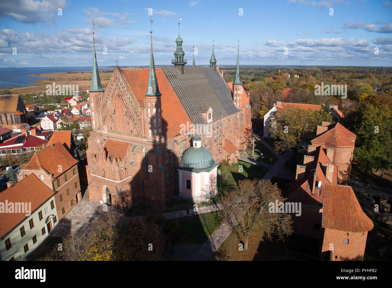 Gothic Archcathedral Basilica of the Assumption of the Blessed Virgin ...