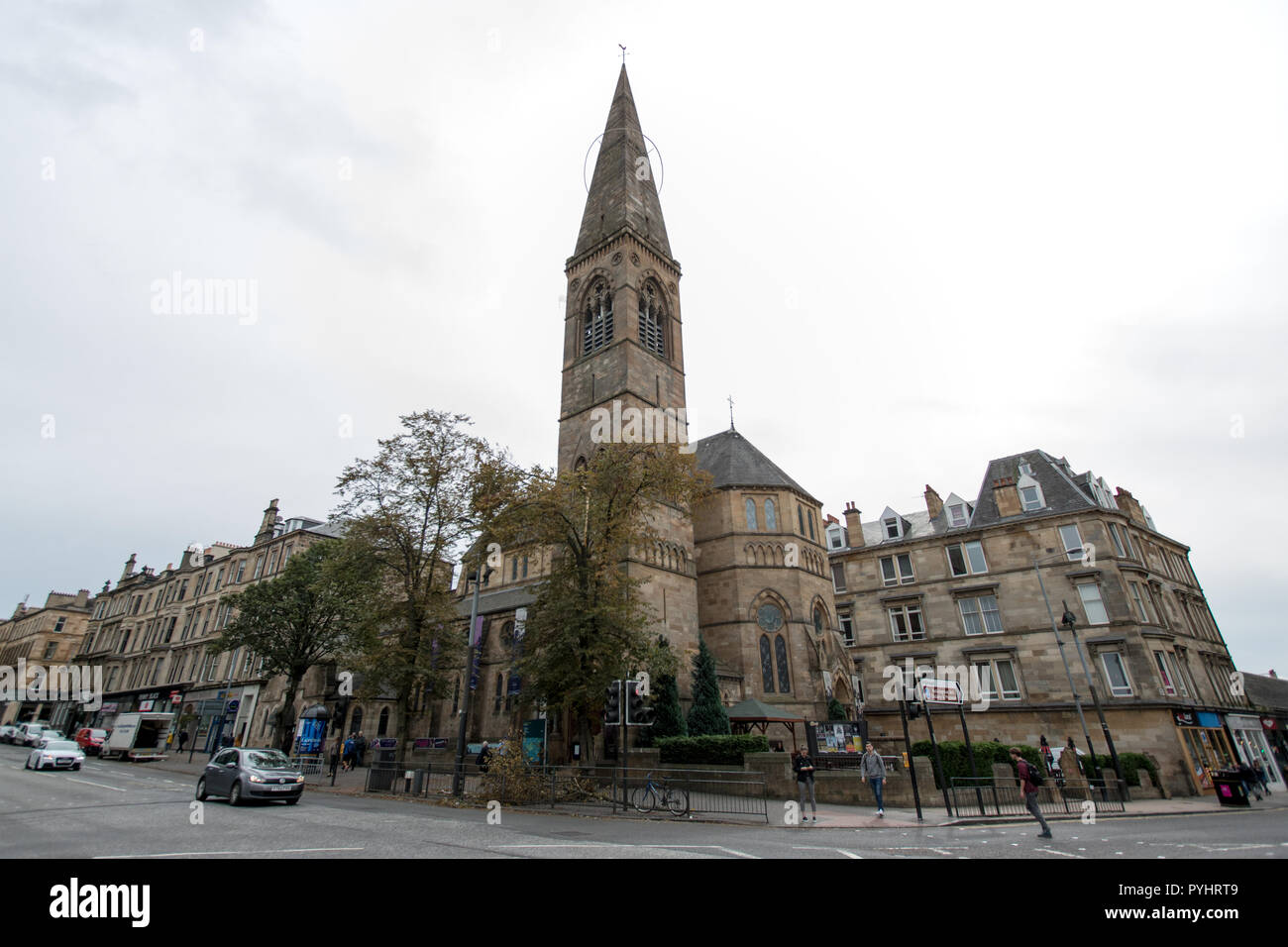 Òran Mór (bar, restaurant and nightclub) and Great Western Road, at the ...